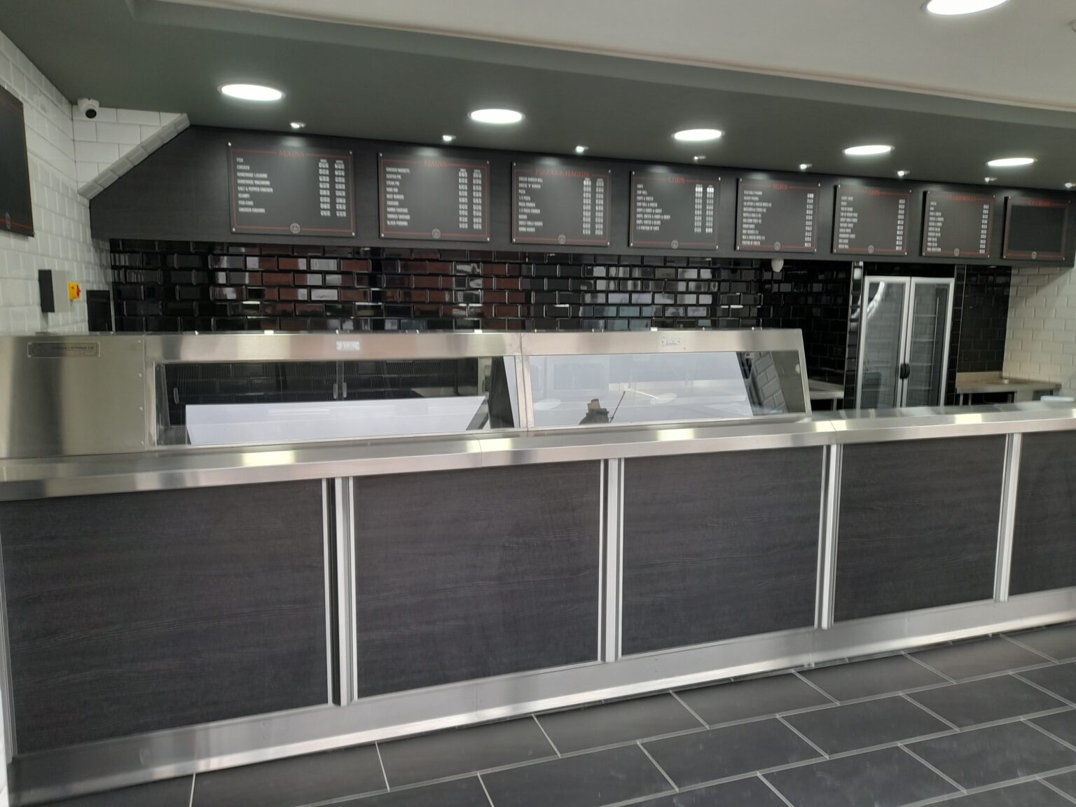 Balmoral Chippy | Traditional Café and Chip Shop